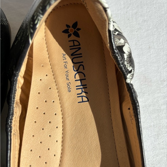 Anuschka | Shoes | Anuschka Cleopatras Leopard Natalie Print Black ...